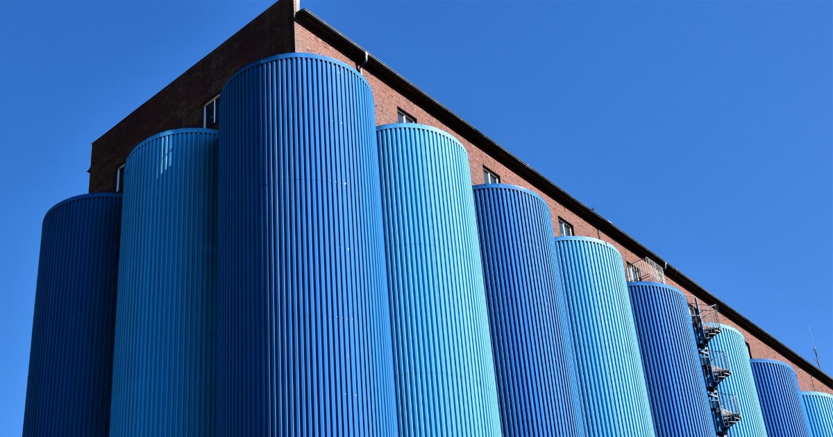 What Are Data Silos and What Challenges Do They Cause? - XB Software