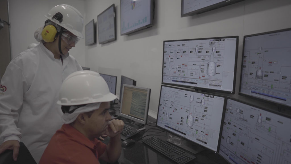 5 Real-Life Examples of Digital Twin Technology in Different Industries ...
